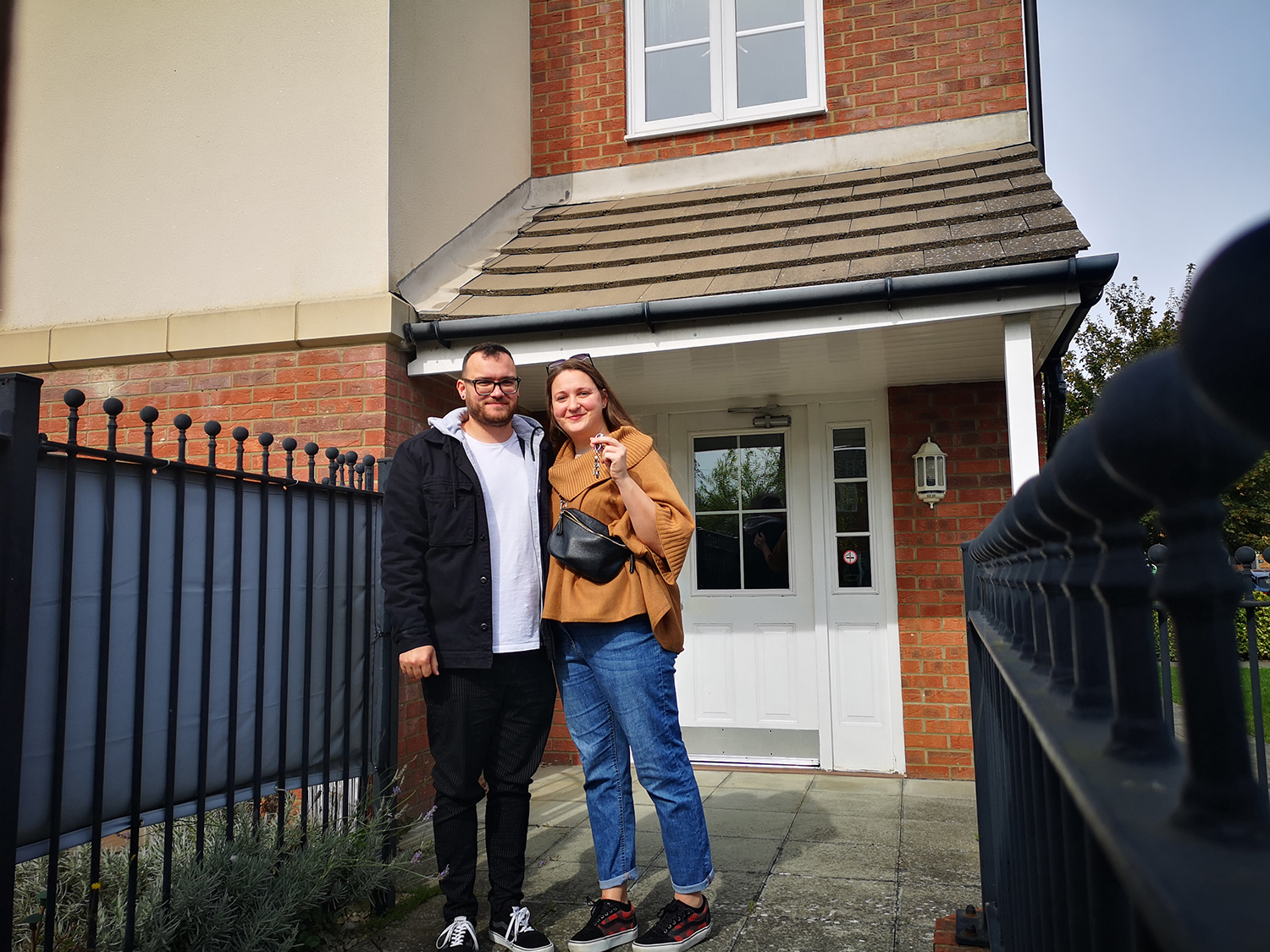 Adam and Iulia, Hampshire - KALLO Finance